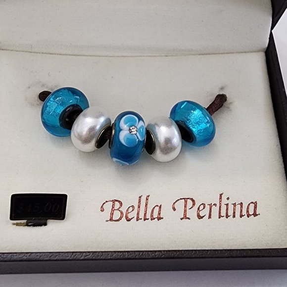 bella Perlina | Jewelry | Bella Perlina Blue White Flower Floral Charms ...